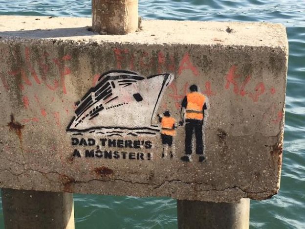 4-1 | Jonny Firestorm